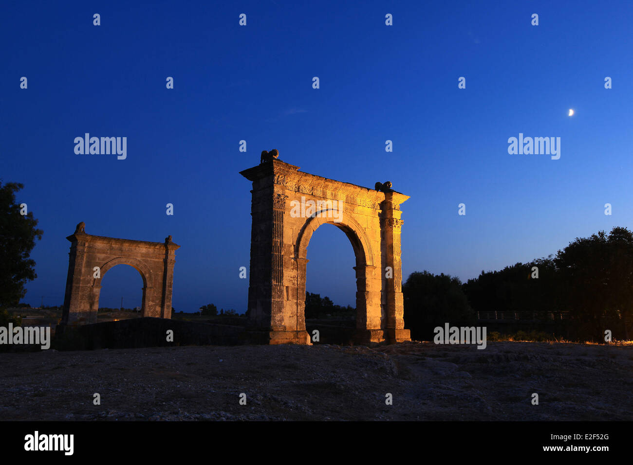 France, Bouches du Rhone, Saint Chamas, Roman bridge (Flavian Bridge ...