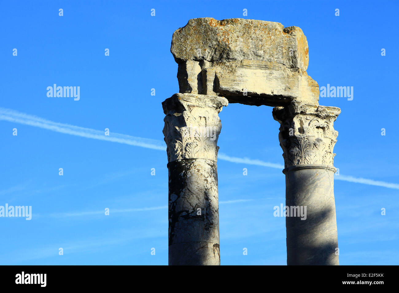 Ancient roman arles hi-res stock photography and images - Alamy