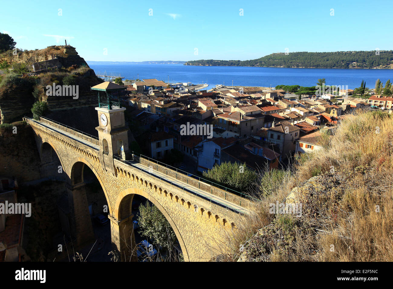 Saint Chamas High Resolution Stock Photography and Images - Alamy