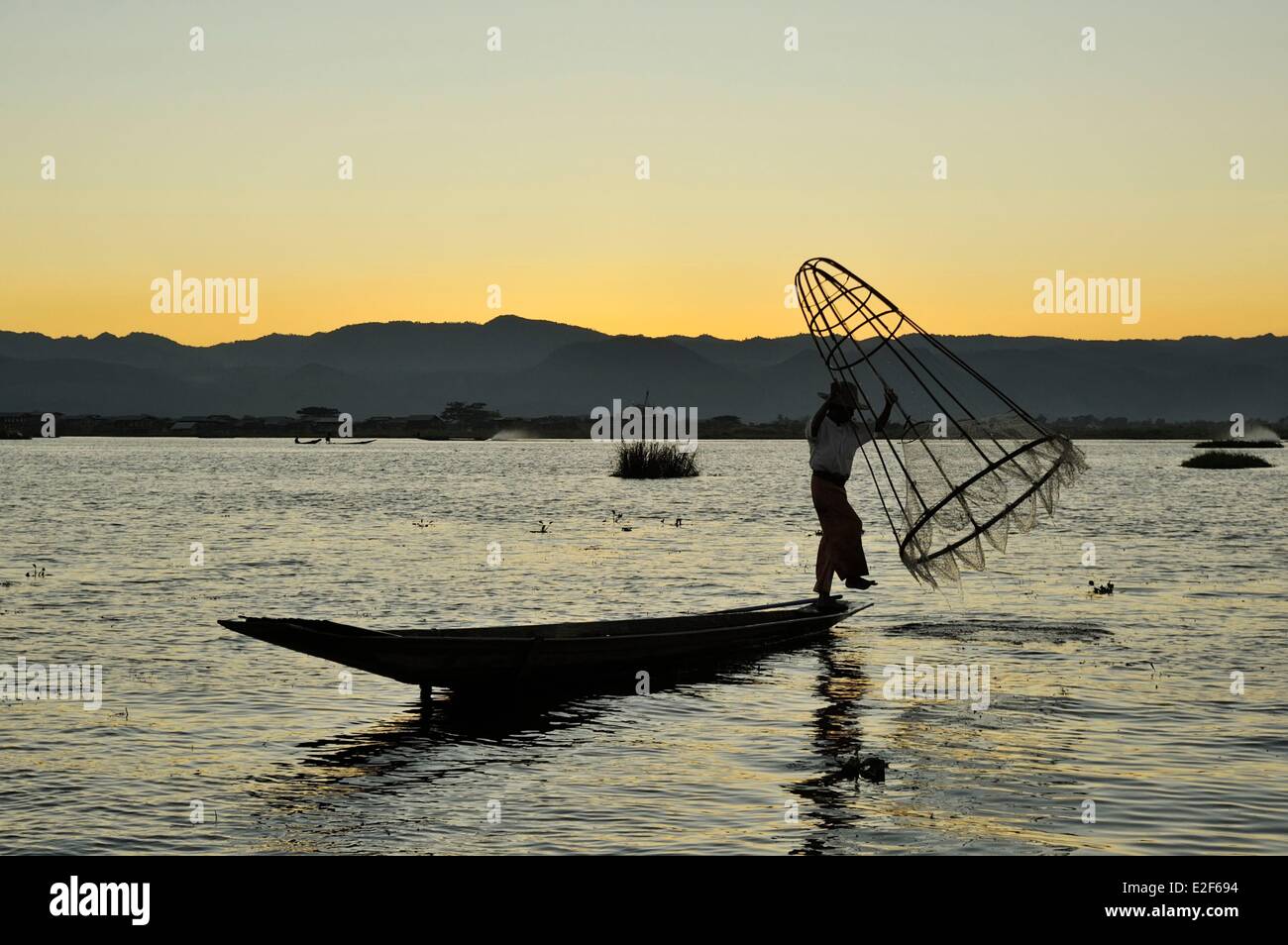 Traditional intha costume hi-res stock photography and images - Alamy