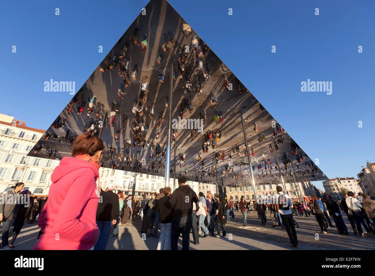 Norman foster marseille hi-res stock photography and images - Alamy