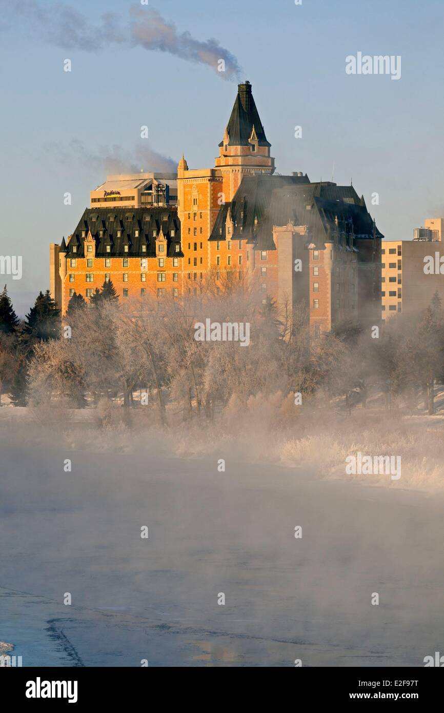 Canada Saskatchewan Saskatoon Kiwanis Memorial Park along the South ...
