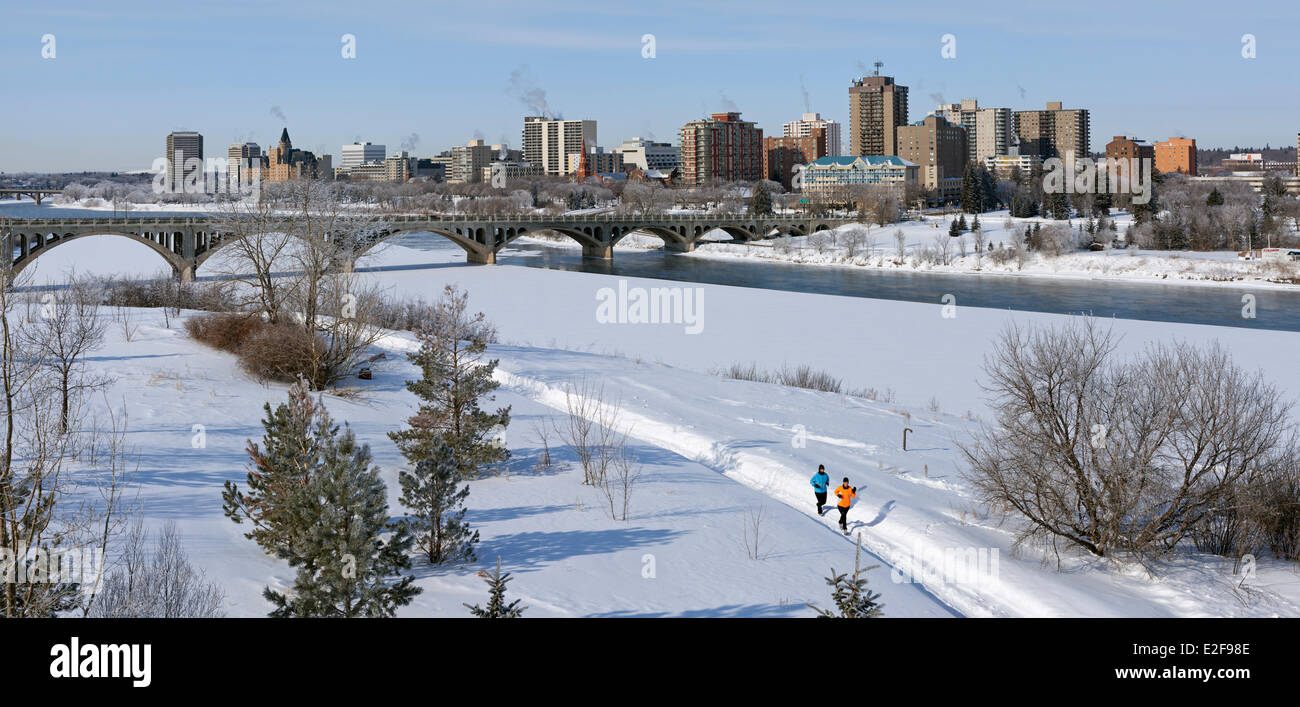 Canada, Saskatchewan, Saskatoon, panoramic view of downtown from the ...