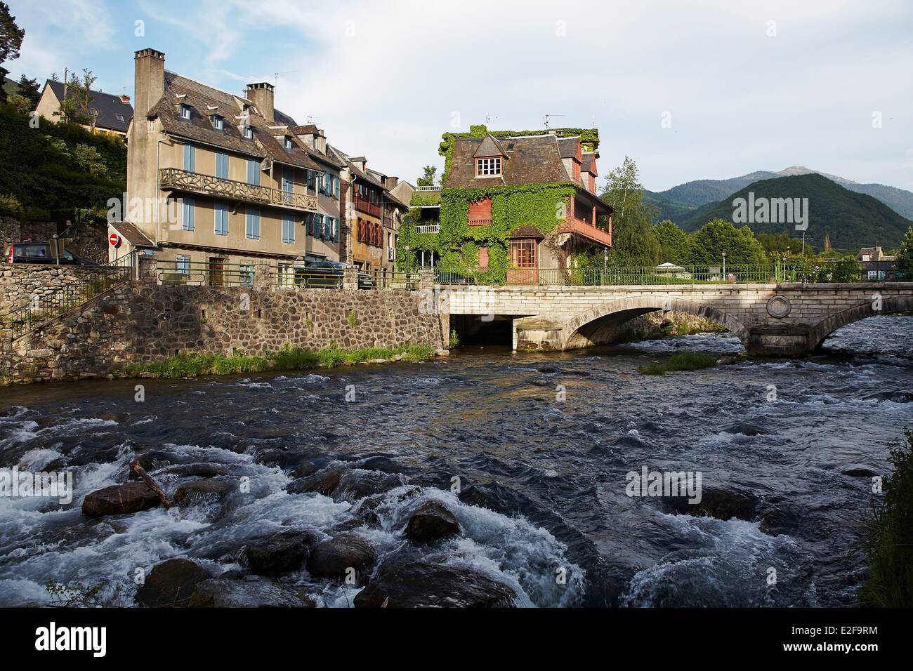 France hautes pyrenees arreau village hi-res stock photography and ...