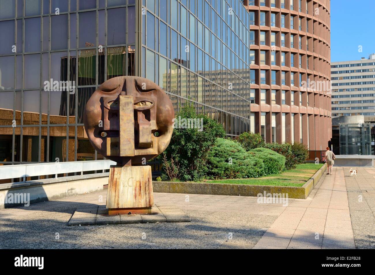 Credit lyonnais building hi-res stock photography and images - Alamy