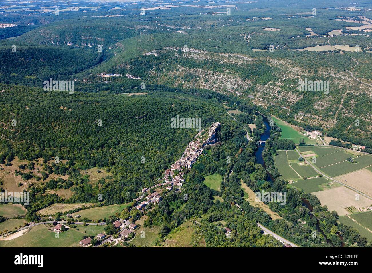 France, Tarn, Penne, the village over the Aveyron gorges (aerial view ...