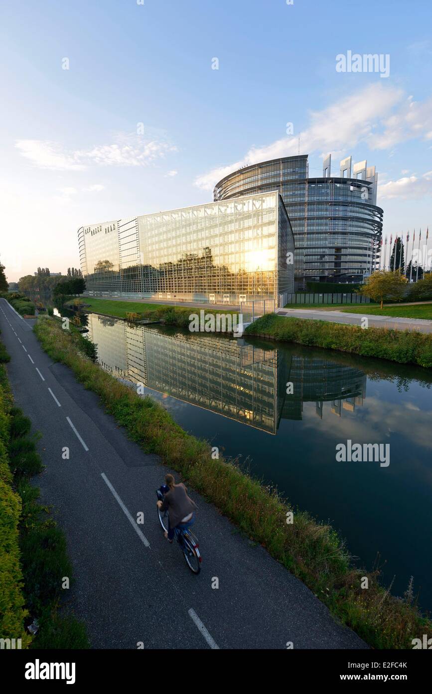 France, Bas Rhin, Strasbourg, European Parlement by the architecture ...