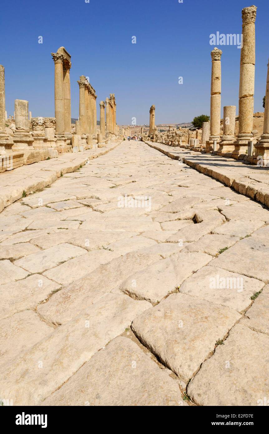 Jordan, Jerash Governorate, Jerash, ancient city of Gerasa, Roman alley ...