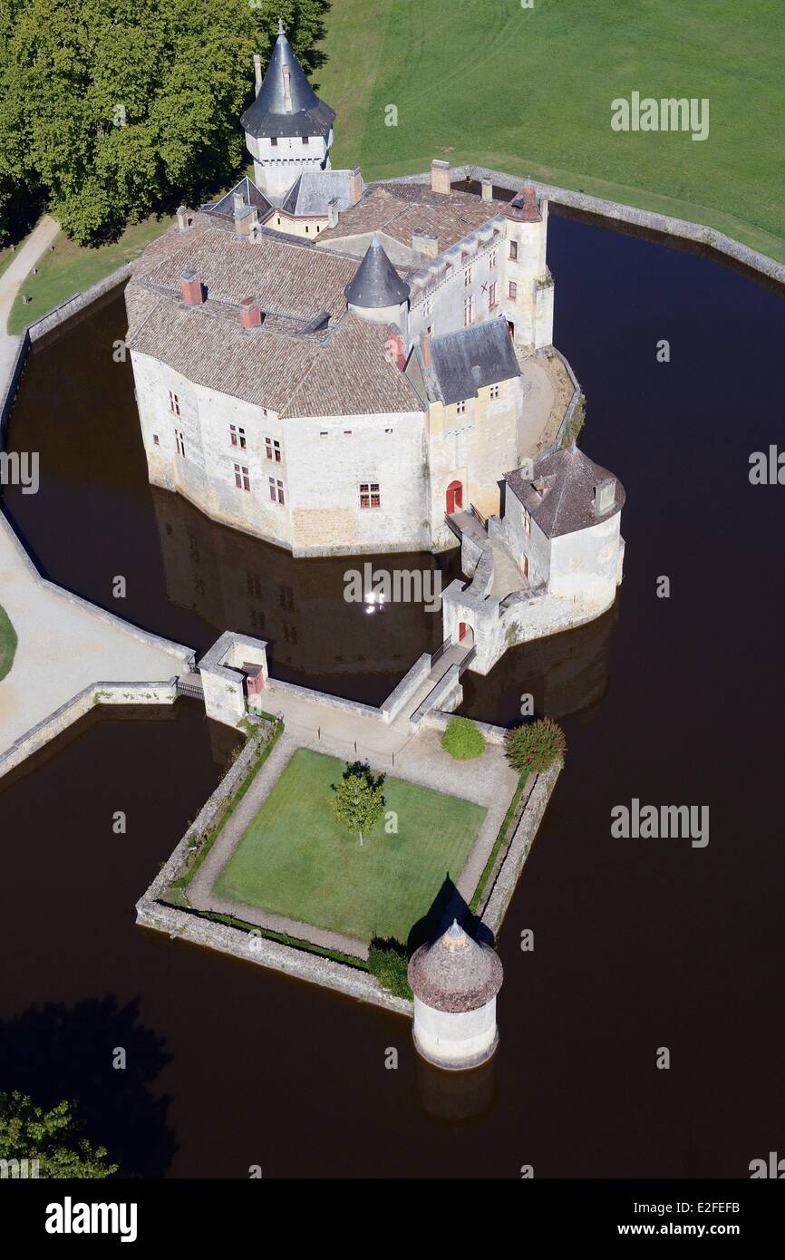 Brede castle france hi-res stock photography and images - Alamy