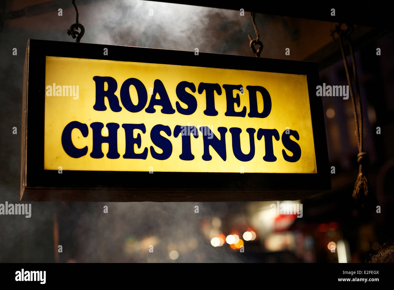 Roasted chestnuts london hi-res stock photography and images - Alamy