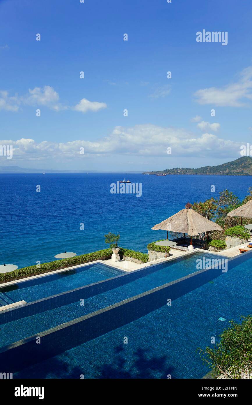 Luxury hotel pool bali hi-res stock photography and images - Alamy