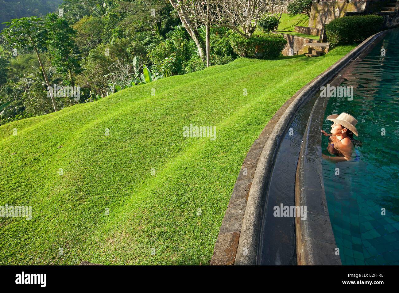 Indonesia, Bali, Ubud, Hotel Amandari, pool Stock Photo - Alamy