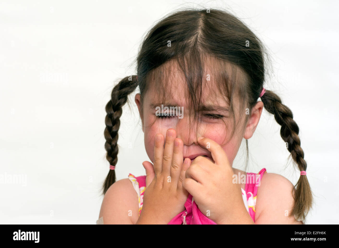 Child Cry 4 Girl High Resolution Stock Photography and Images - Alamy