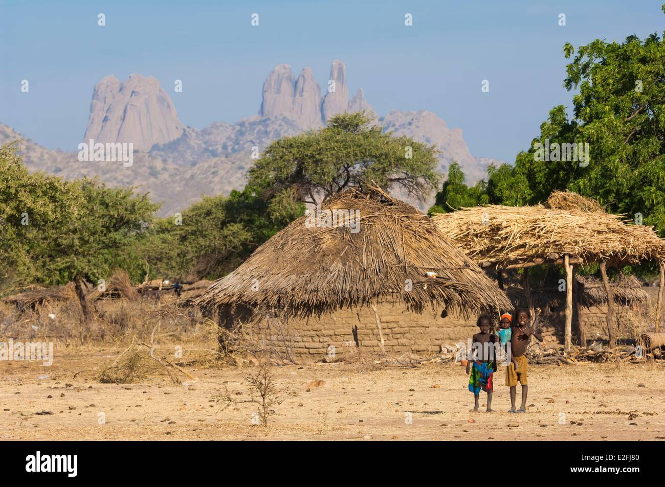 Chad africa and village hi-res stock photography and images - Alamy