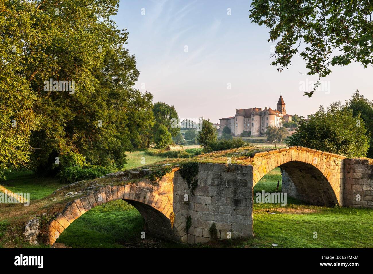 Pommiers en forez hi-res stock photography and images - Alamy