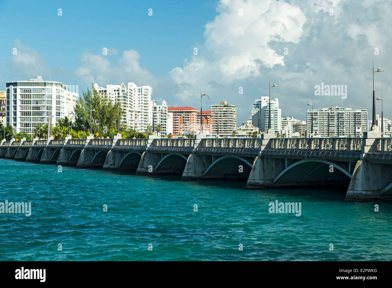 Dos Hermanos Bridge, Condado Lagoon and El Condado skyline, San Juan ...