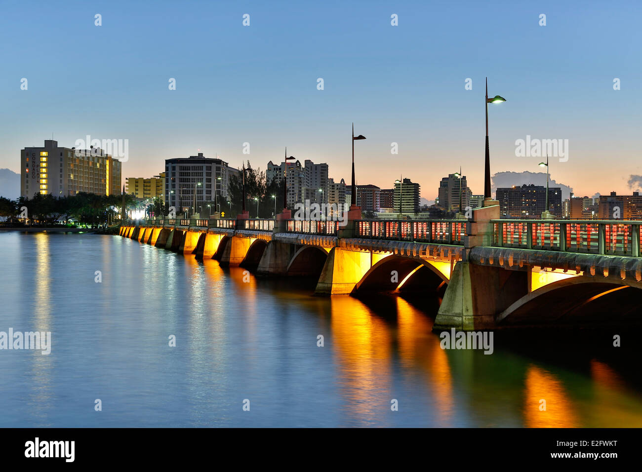 El Condado Lagoon, Dos Hermanos Bridge and skyline, El Condado, San ...