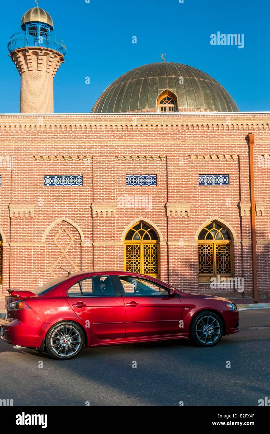 Azerbaijan Nakhchivan capital city mosque in the downtown Stock Photo ...