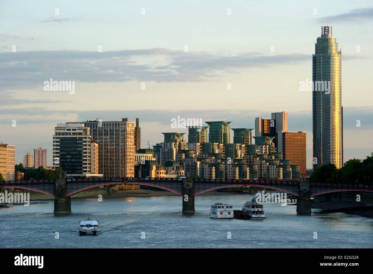 United Kingdom London Thames view from Westminster bridge Stock Photo ...