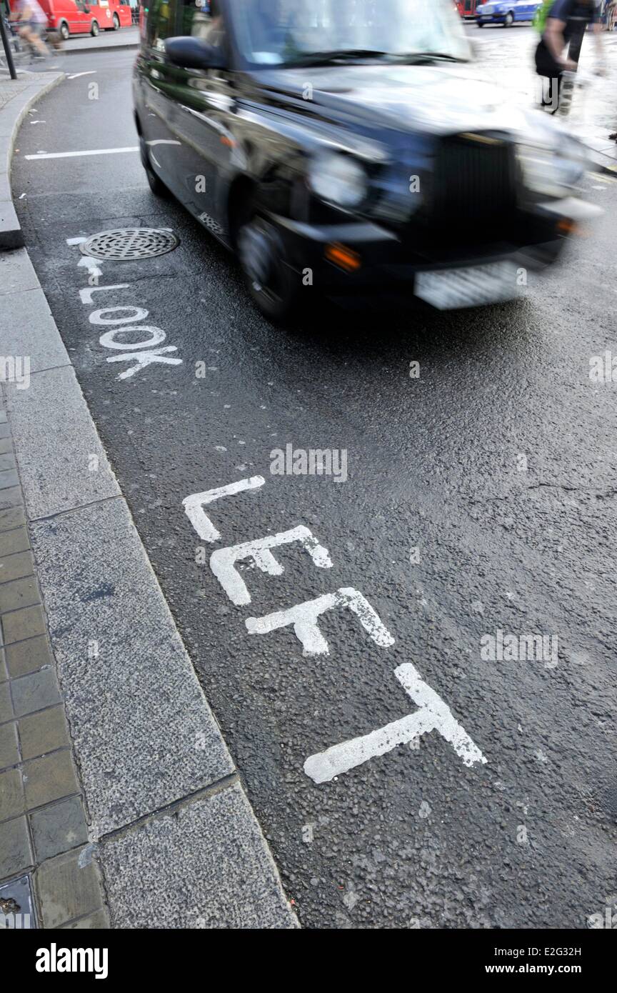 United Kingdom London Trafalgar square pedestrian sign look left Stock ...
