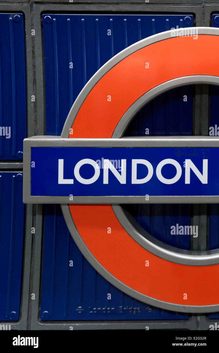 United Kingdom London Southwark Underground London Bridge station (the ...