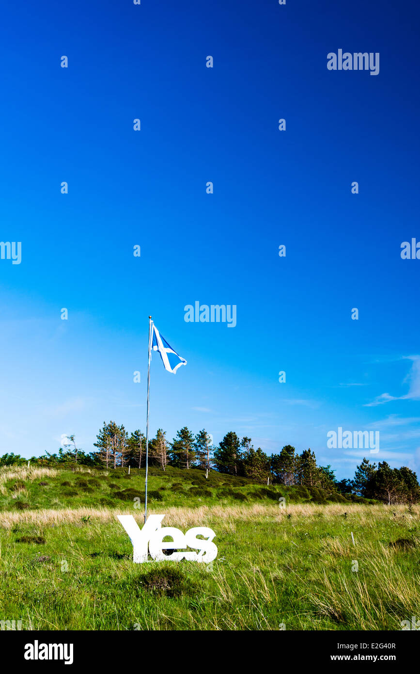 Yes scotland hi-res stock photography and images - Alamy