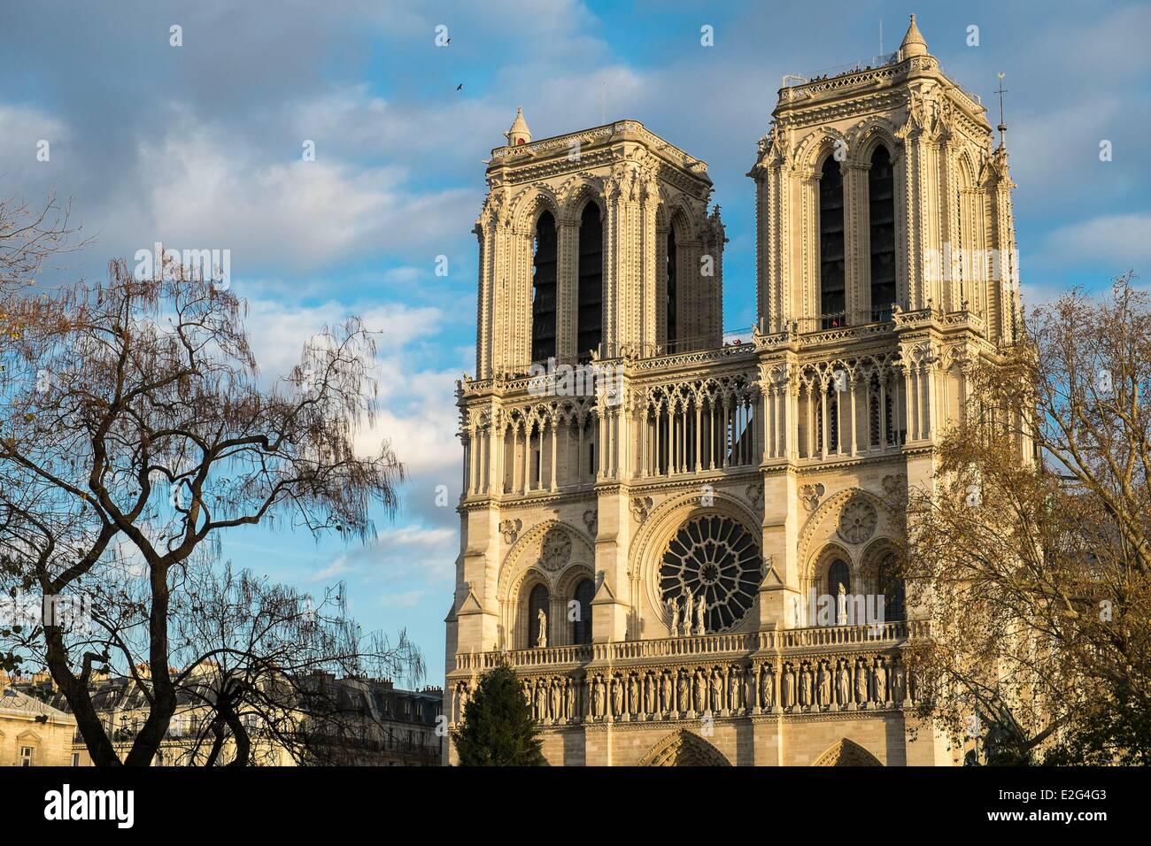 France Paris Seine river banks listed as World Heritage by UNESCO Notre ...