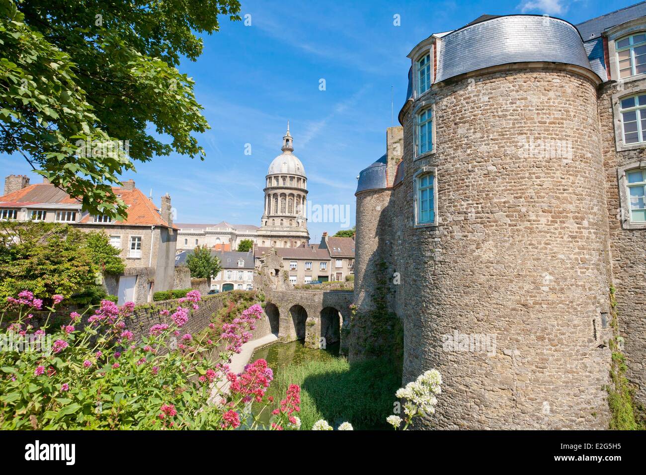 France Pas de Calais Boulogne sur Mer castle and museum Stock Photo - Alamy