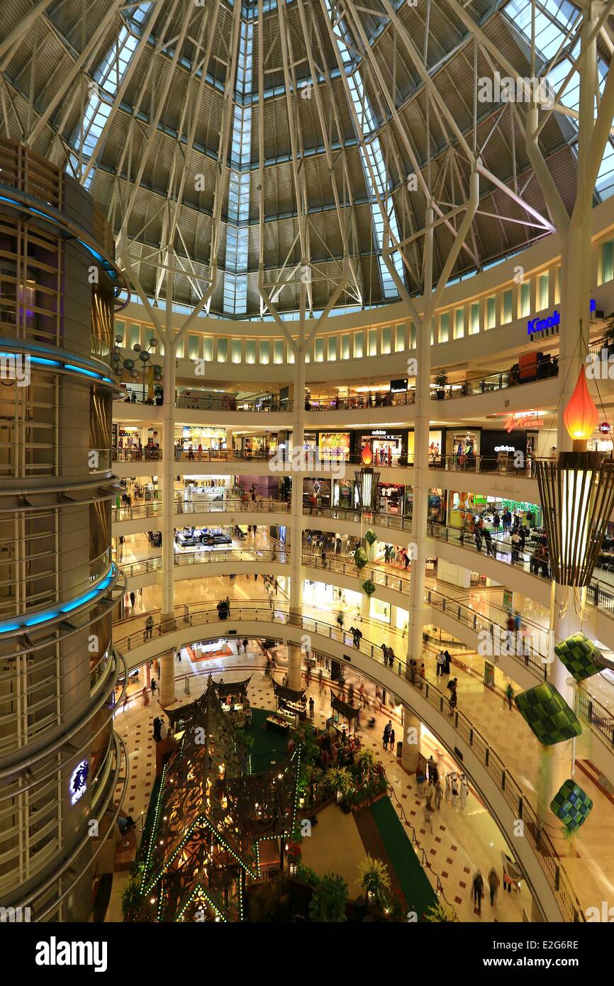 Malaysia Kuala Lumpur KLCC ( Kuala Lumpur City Center) the Petronas ...