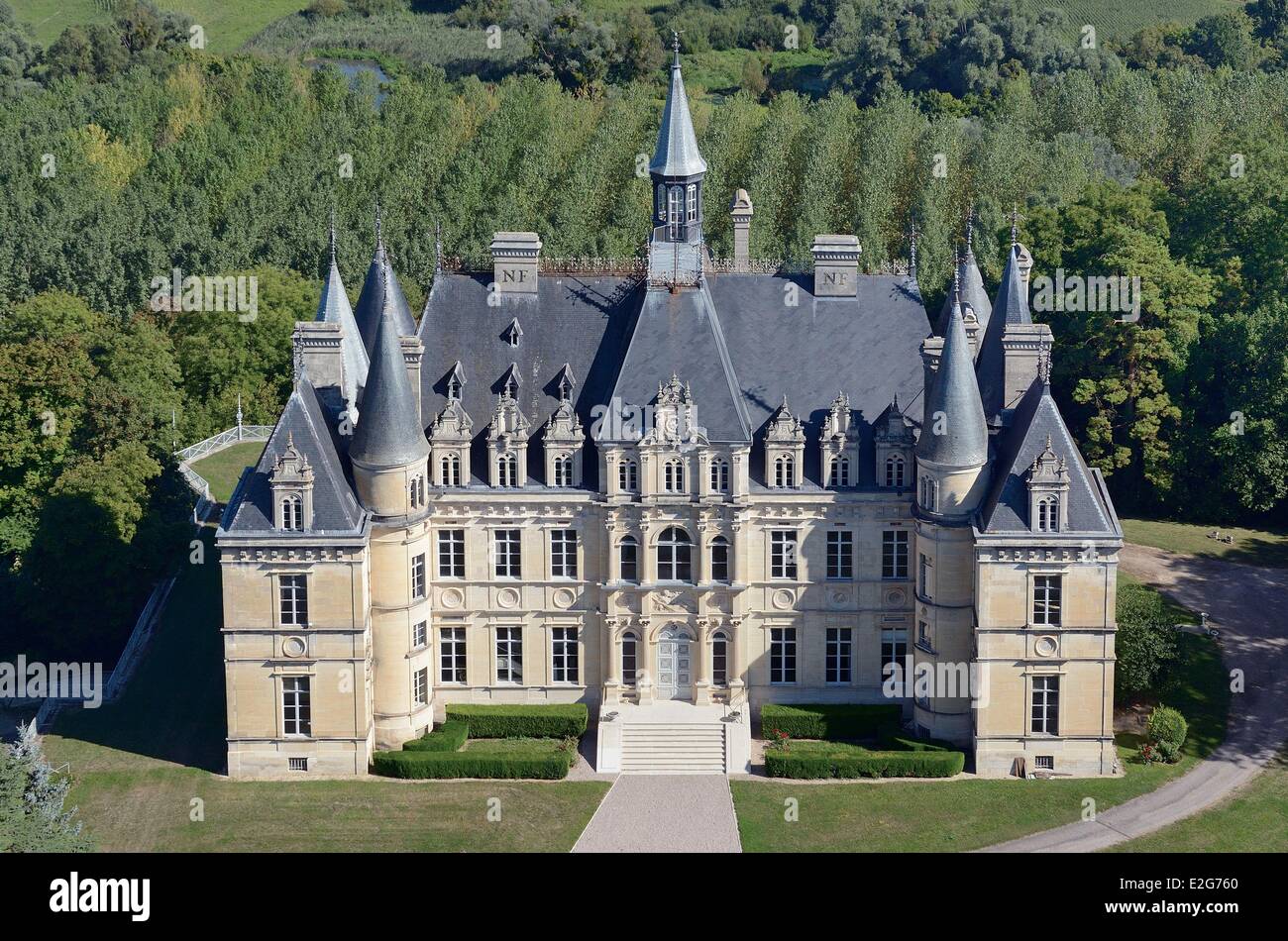 Castle of Boursault | Castle, French architecture, English castles