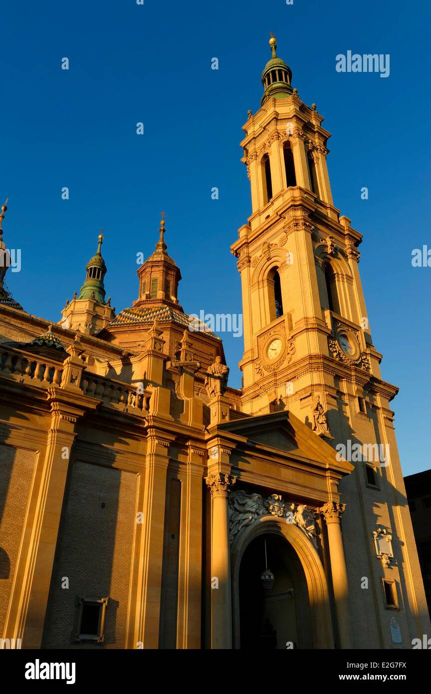 Pilar basilica hi-res stock photography and images - Alamy