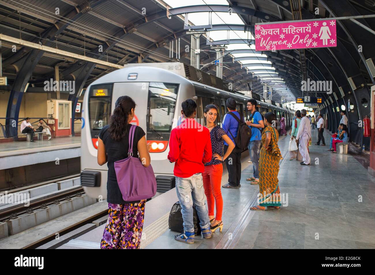 India New Delhi the subway Stock Photo - Alamy