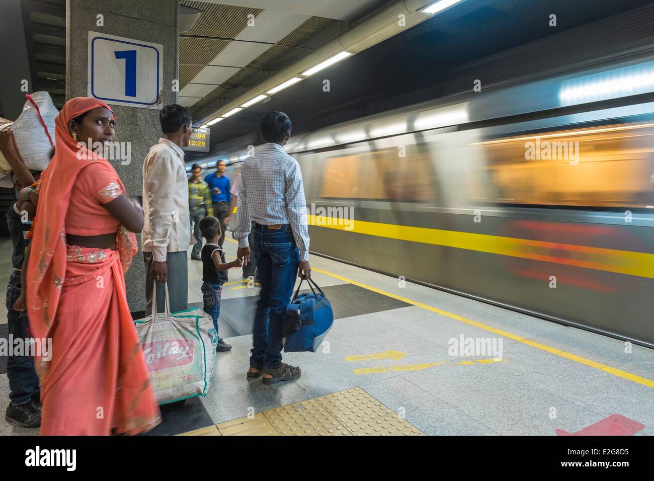 India New Delhi the subway Stock Photo - Alamy
