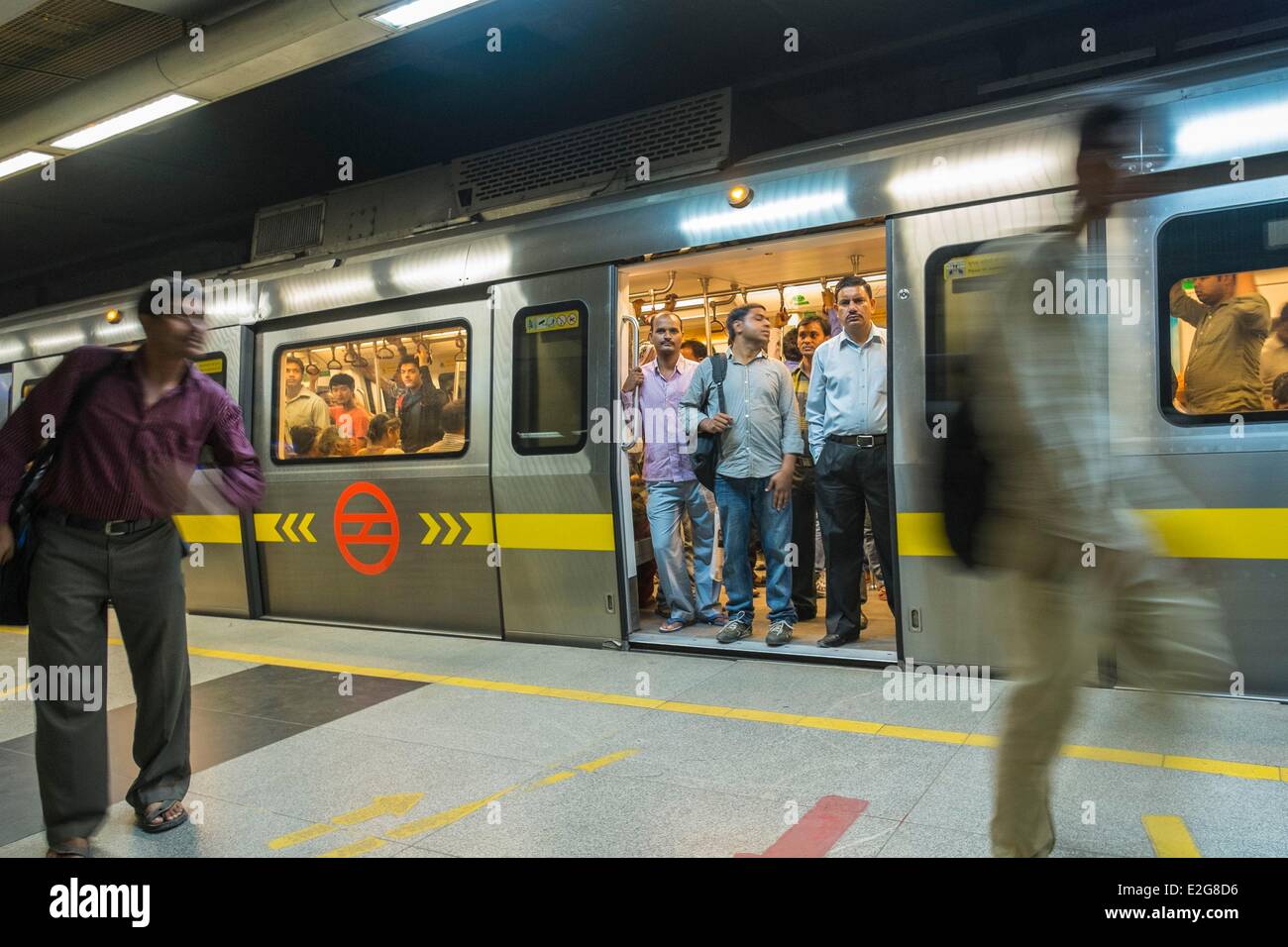 India New Delhi the subway Stock Photo - Alamy