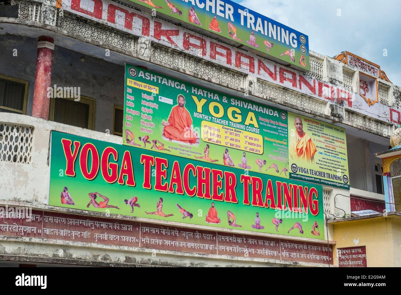 Rishikesh yoga capital of the world hi-res stock photography and images ...