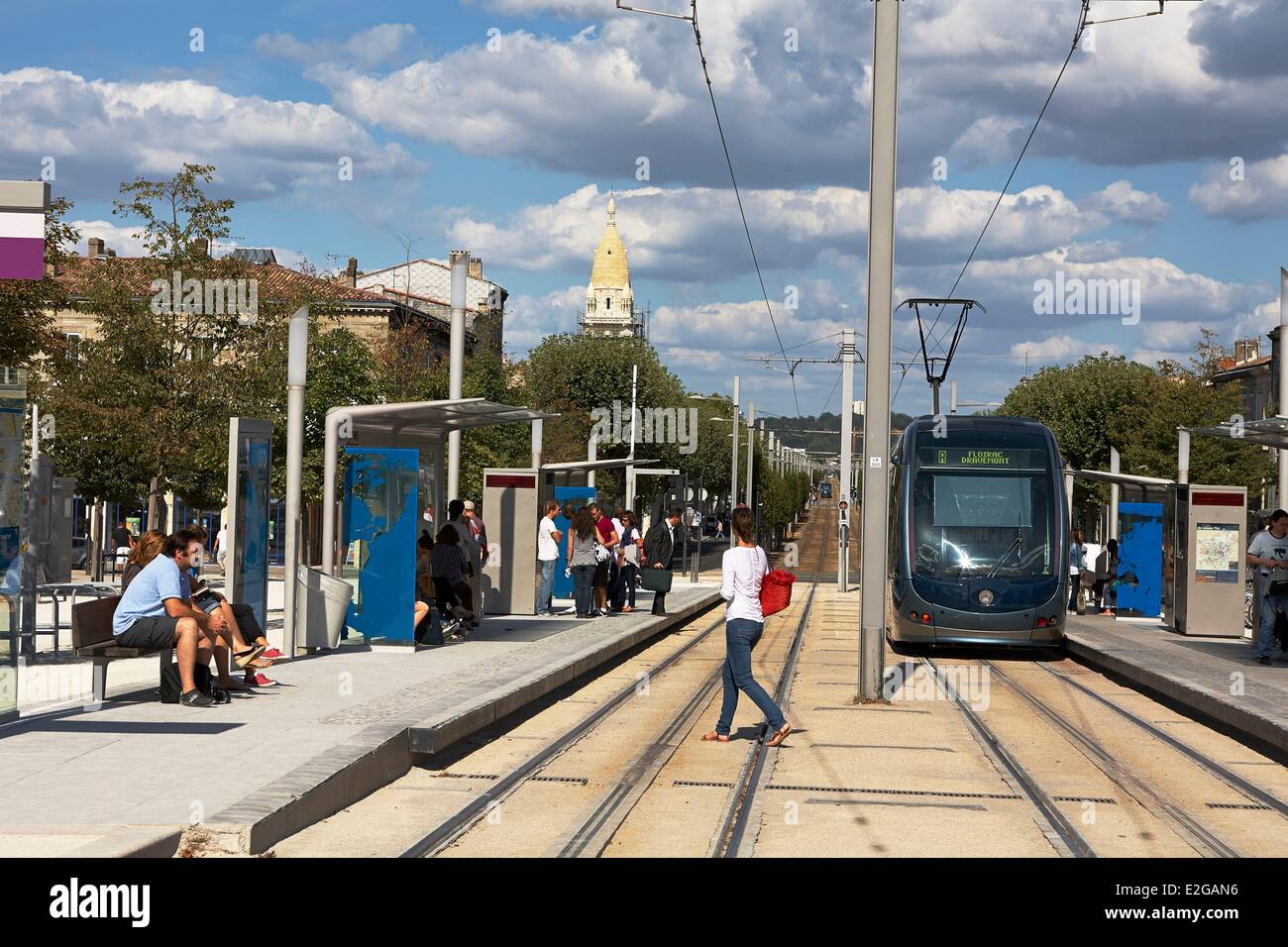 Bus et tram hi-res stock photography and images - Alamy