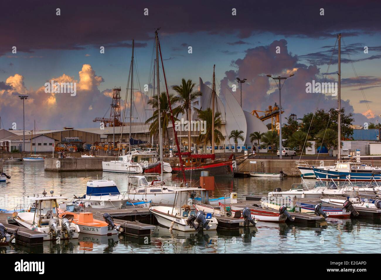 Le port ile reunion hi-res stock photography and images - Alamy
