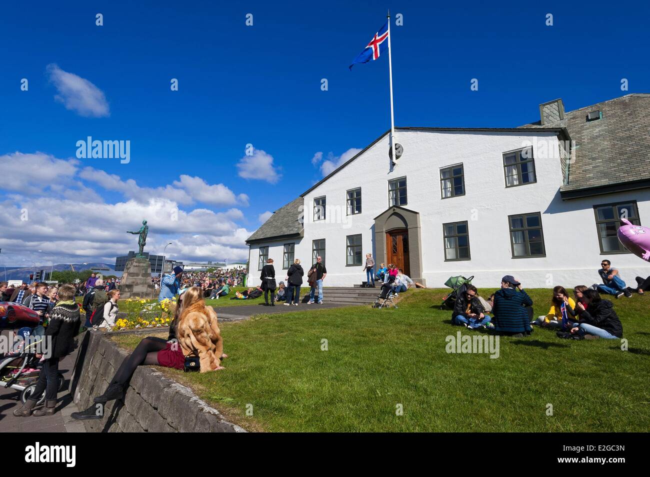 Iceland government building hi-res stock photography and images - Alamy