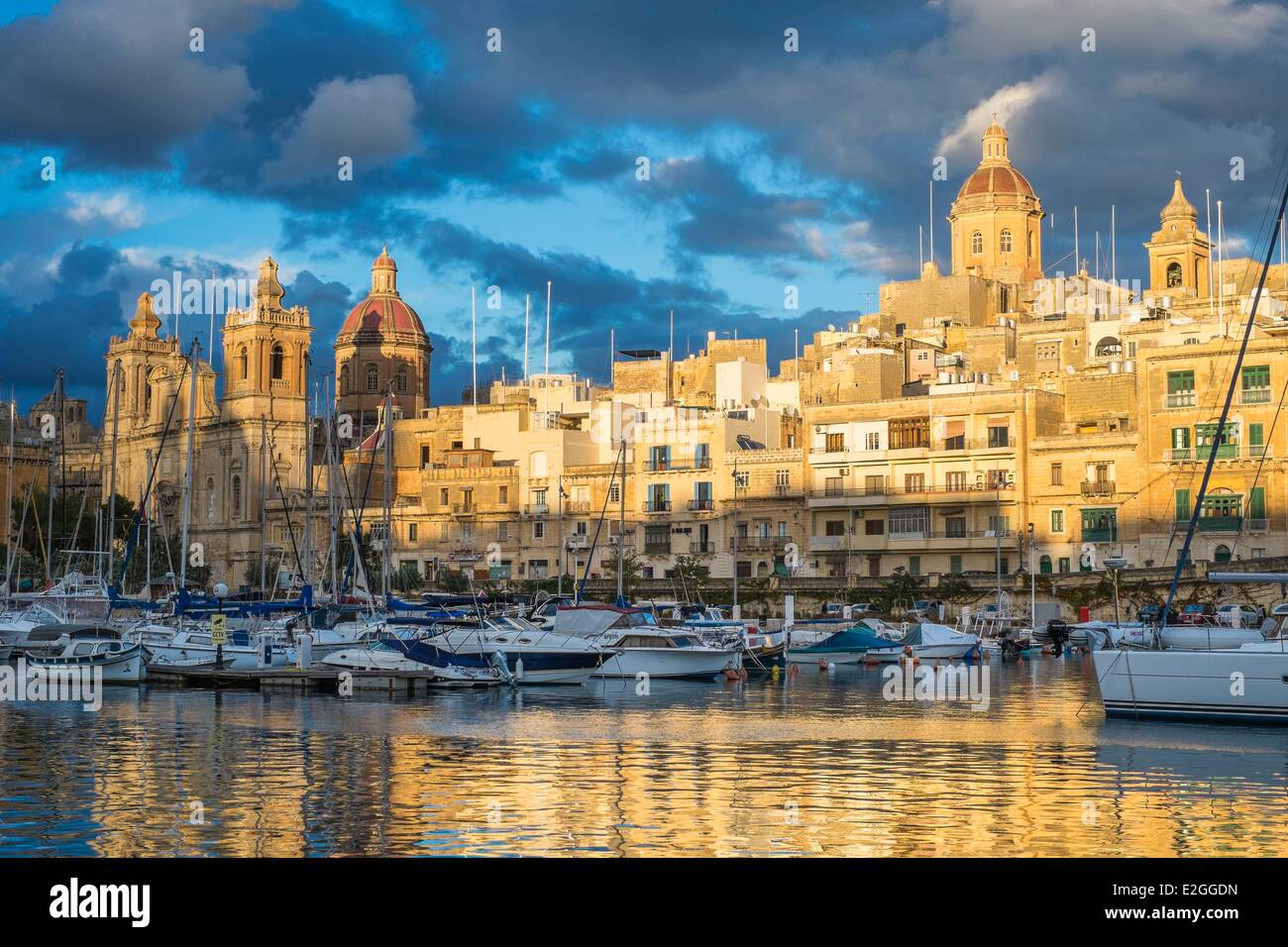 Malta Three Cities Vittoriosa Dockyard Creek Stock Photo - Alamy