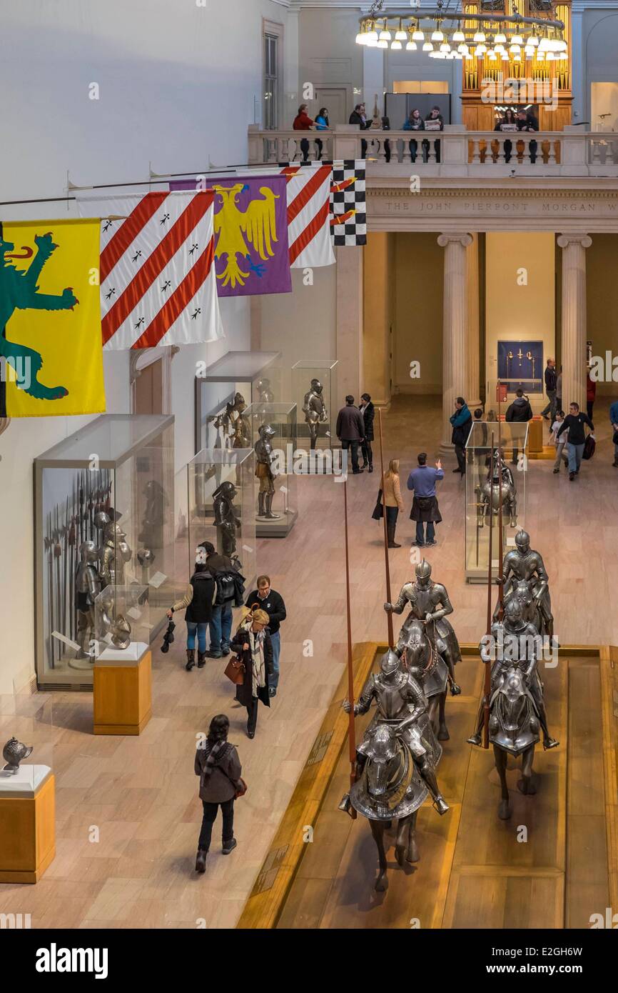 Metropolitan museum of art armor hi-res stock photography and images ...