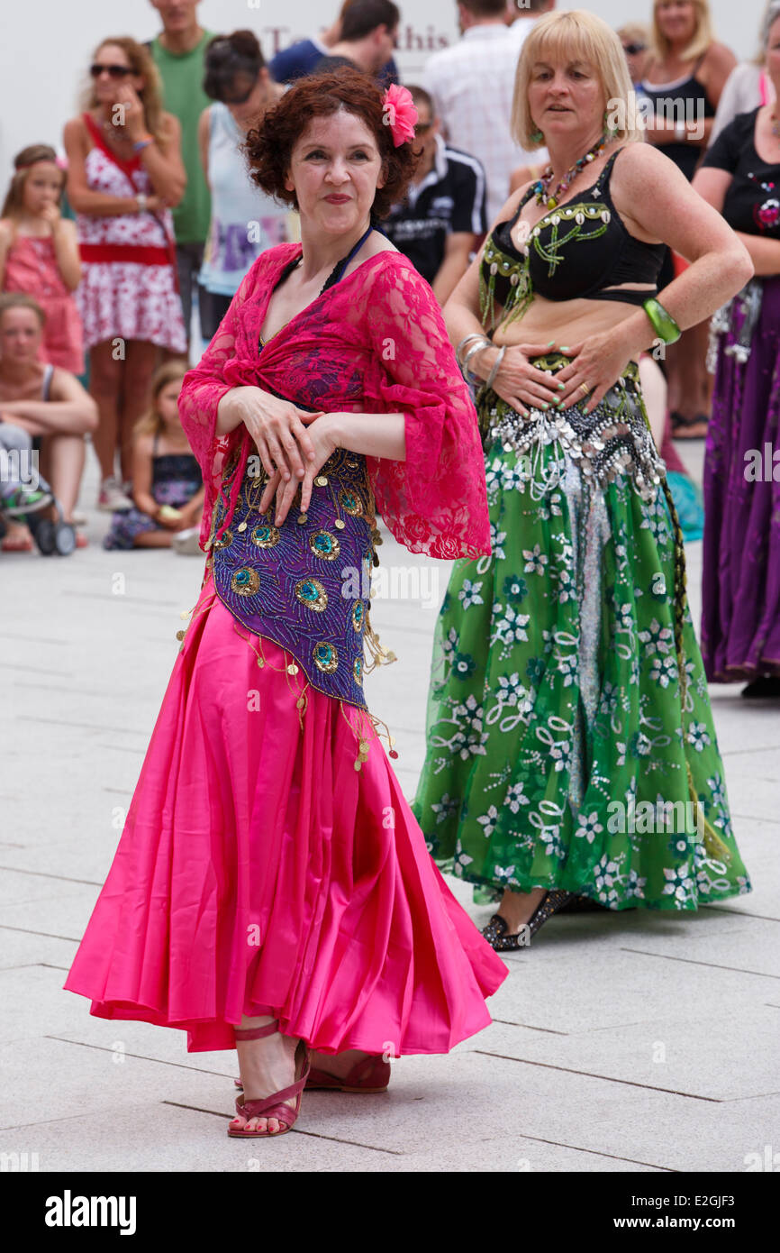 Belly dancer egypt hi-res stock photography and images - Alamy