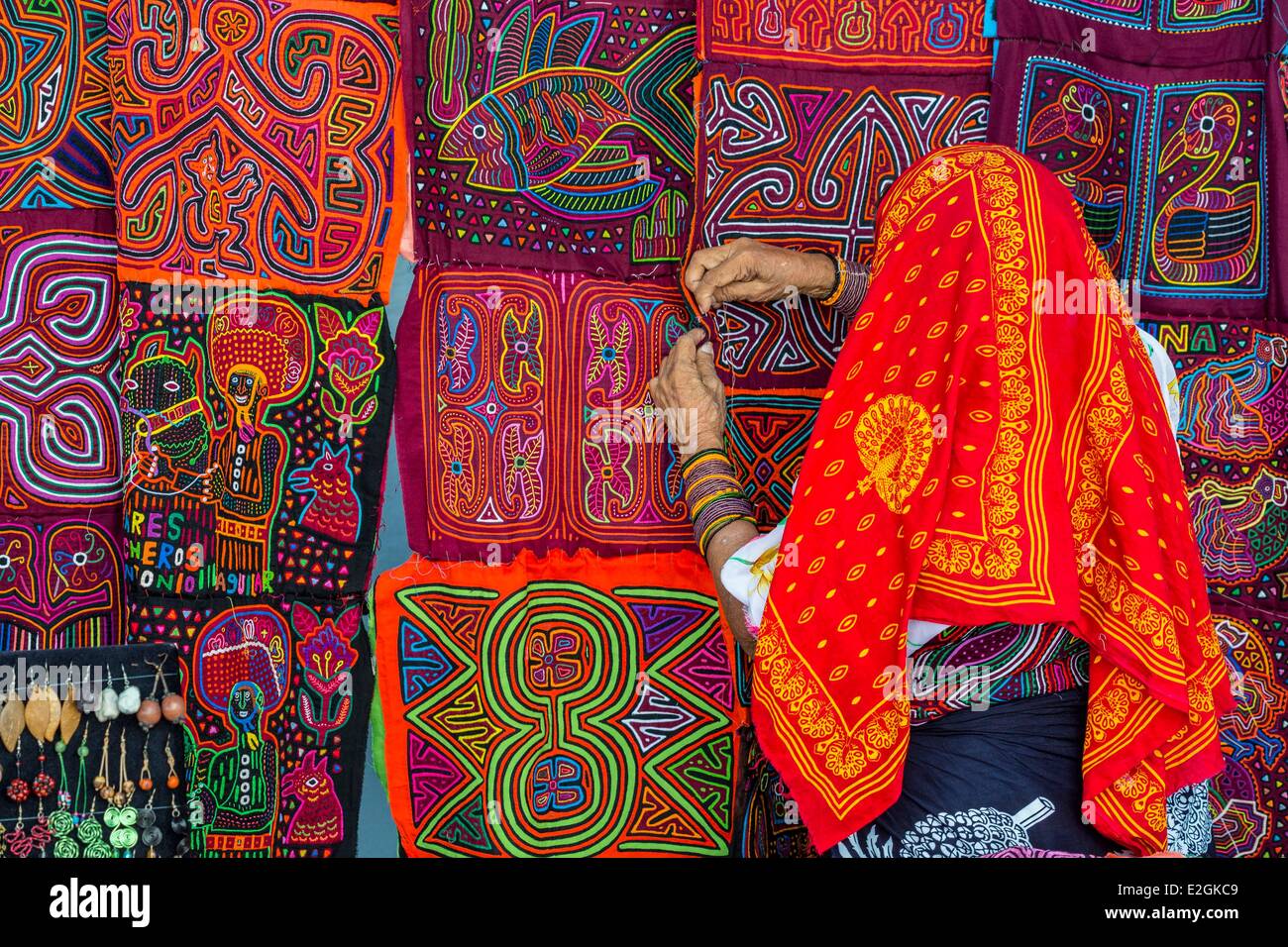 Molas panama High Resolution Stock Photography and Images - Alamy