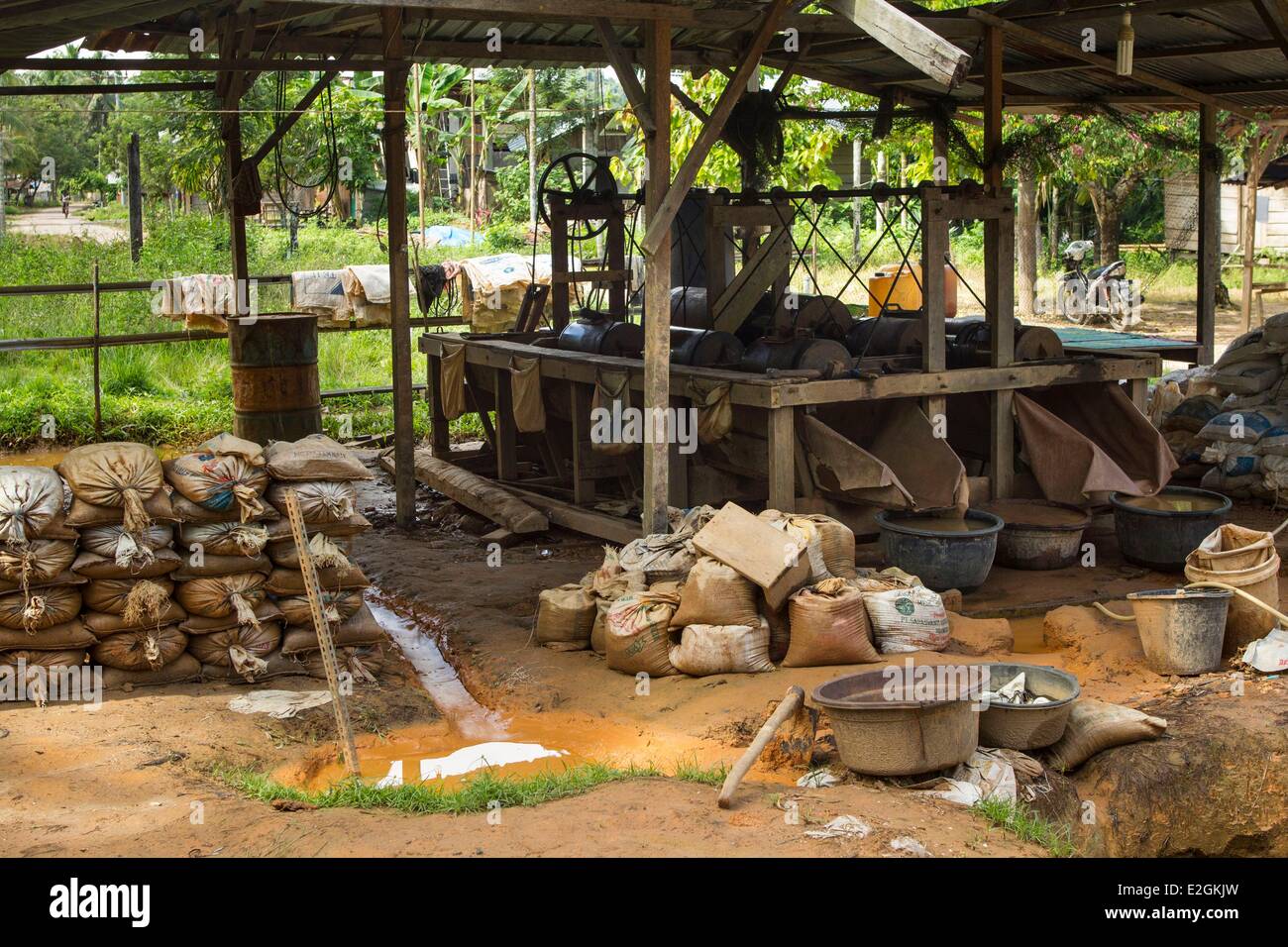 Gold mining south island hi-res stock photography and images - Alamy