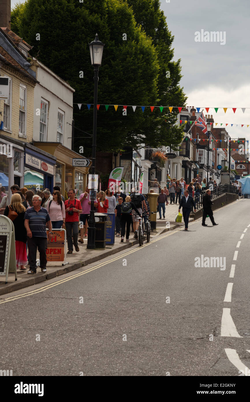Lymington, Hampshire, England quayside shops with people Stock Photo ...