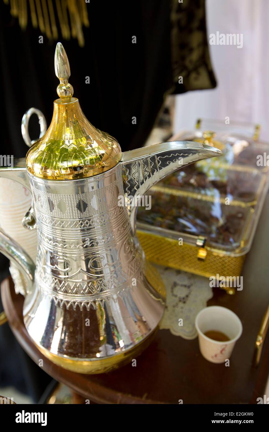 Coffee oman hi-res stock photography and images - Alamy