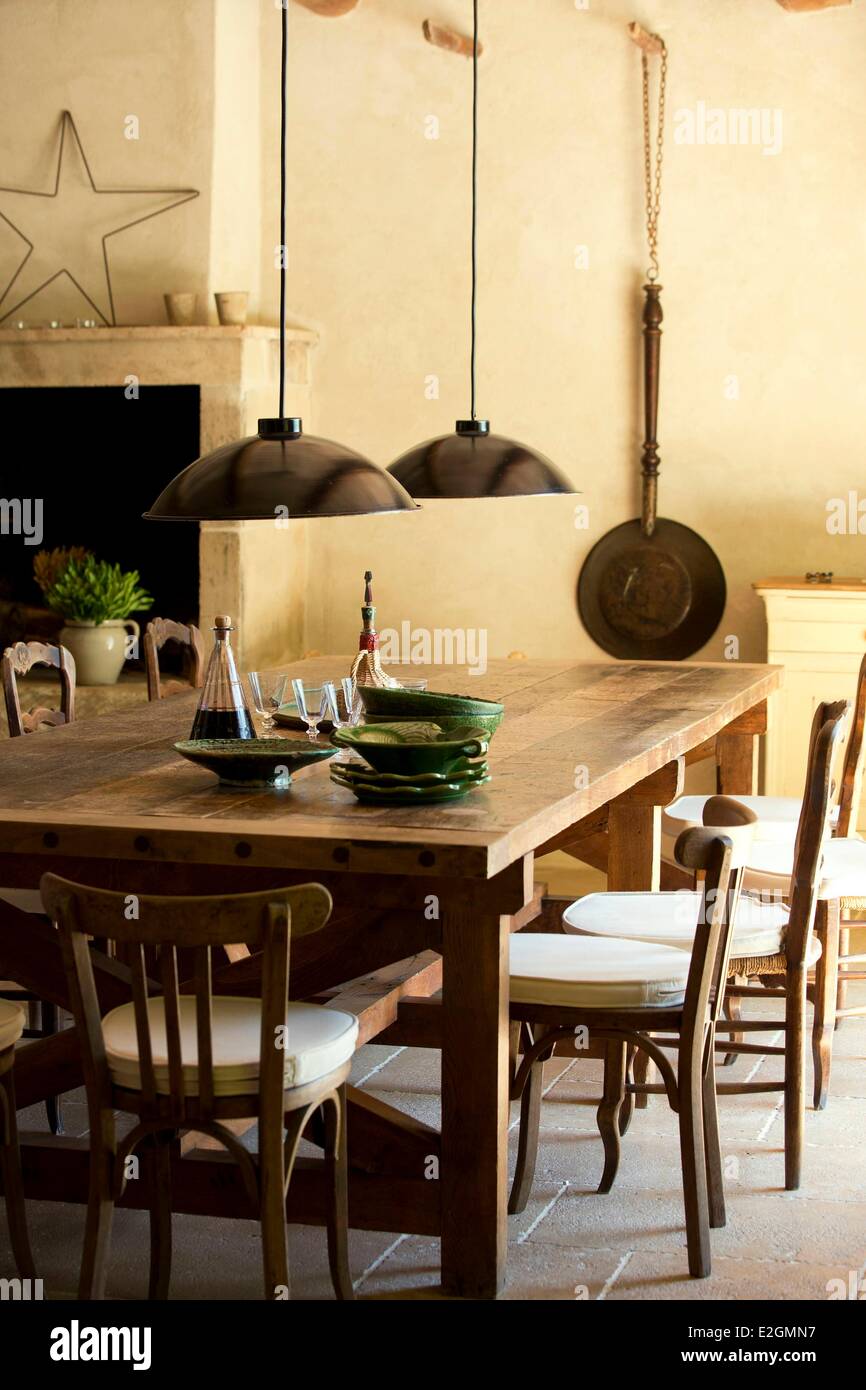 France Vaucluse Le Thor La Garance en Provence guest house Stock Photo ...