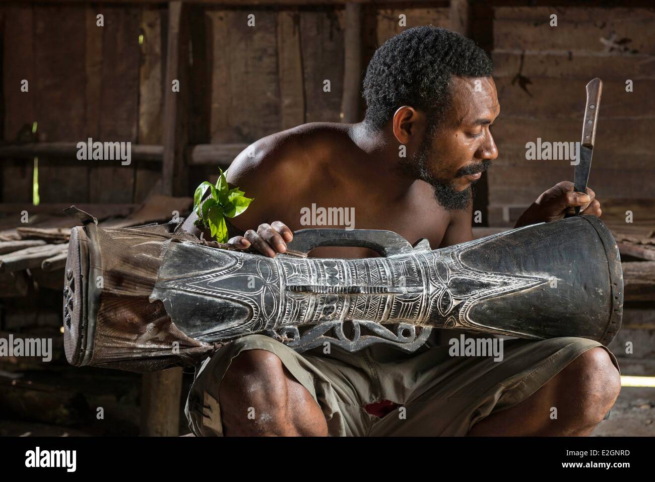 Papua new guinea music musical instrument hi-res stock photography and ...