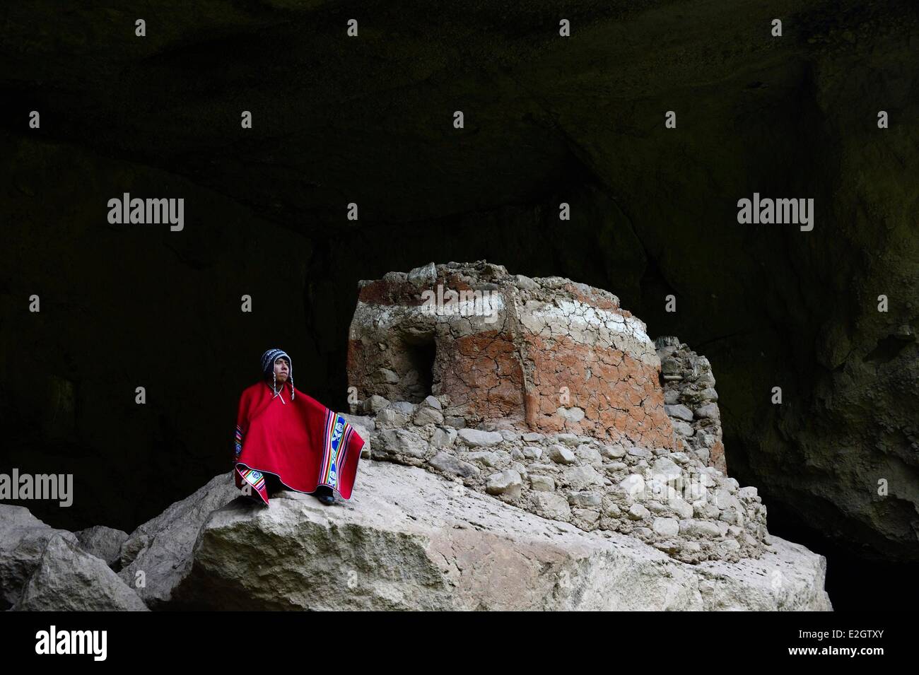 Peru Cuzco province Livitaca valley of Chinisiri whose caves contain an ...