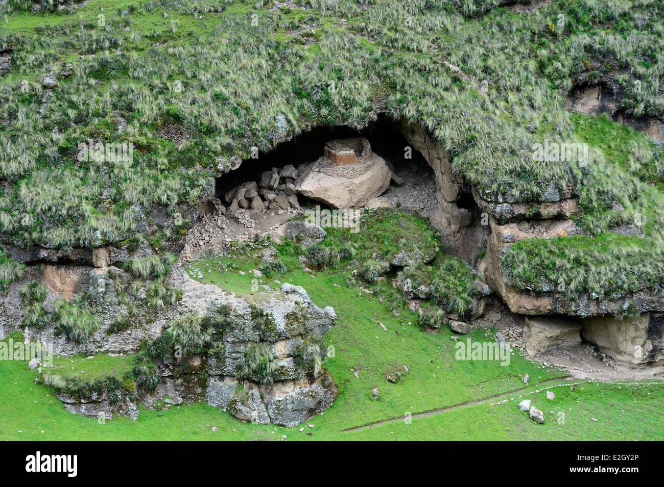 Peru Cuzco province Livitaca valley of Chinisiri whose caves contain an ...