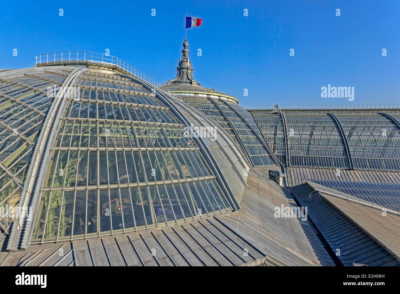 Glass roof by hi-res stock photography and images - Alamy